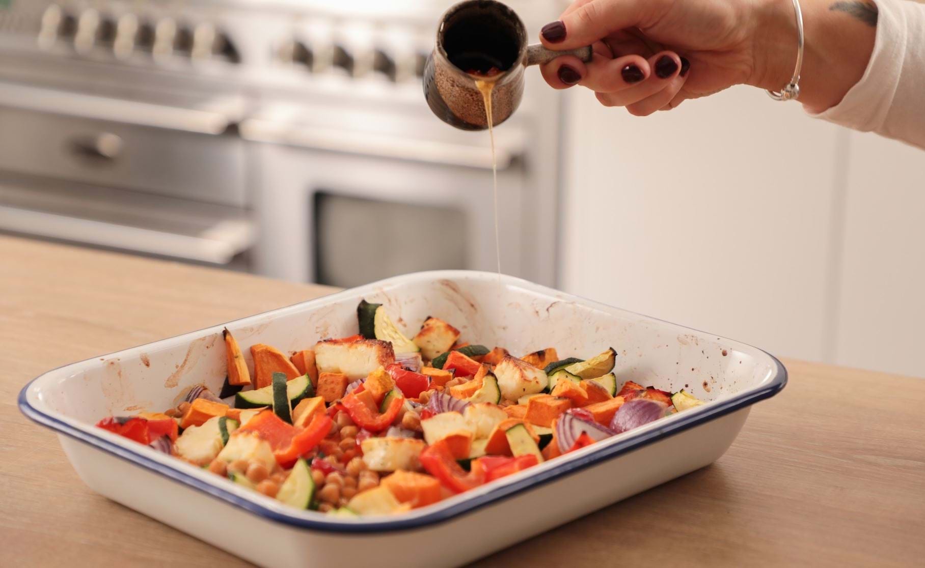 Hot Honey Halloumi, Chickpea and Vegetable Traybake Recipe | PureGym
